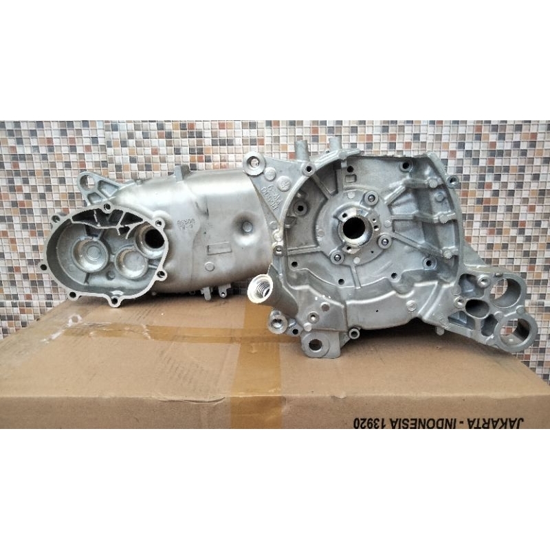 Jual Crankcase Kanan Kiri Aerox Old 155 Crankcase Lexi 125 Crankcase ...
