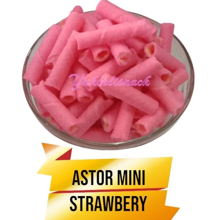 Jual Astor mini strawberry Barcelona/Waffer stik strawberry/500gr ...