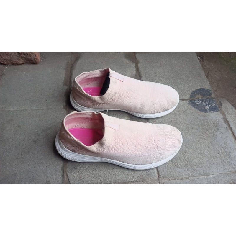 Jual sepatu sneakers cewek slip on power 40 second | Shopee Indonesia