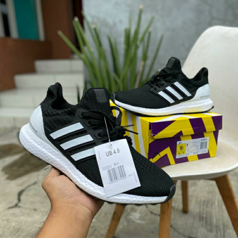 Jual SEPATU SNEAKERS/SEPATU ADIDAS ULTRA BOOST 4.0 BLACK WHITE | Shopee ...