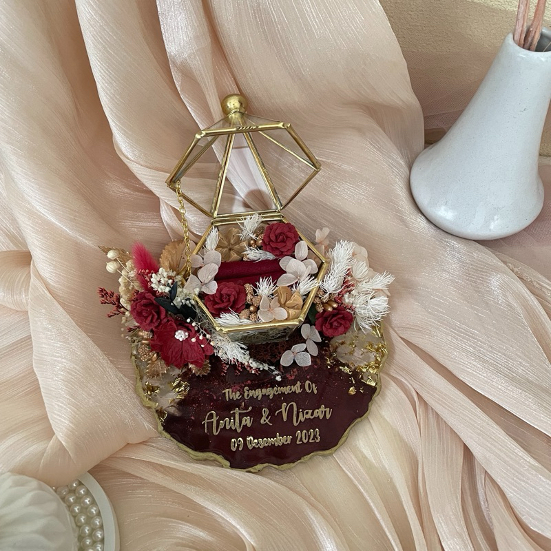 Jual Wedding Ring Box Resin Ring Bearer Terarium Kerucut Hantaran ...