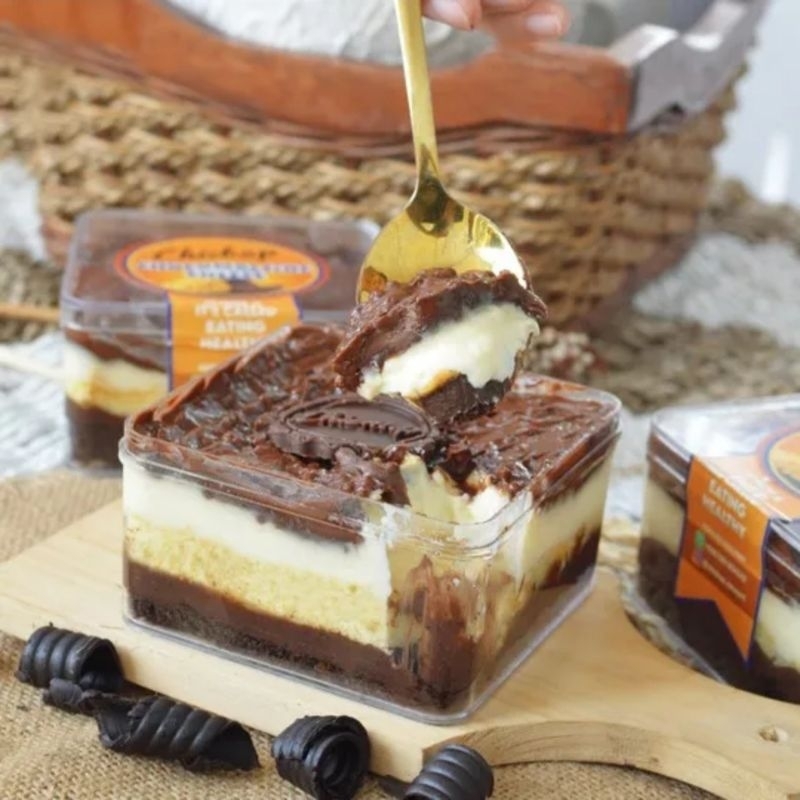 Jual Dessert Box Salted Caramel / Belgium Choco / Cheesecake ...