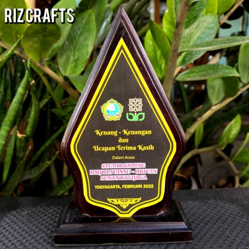 Jual Plakat Vandel Kenang Kenangan Kayu Model Gunungan | Shopee Indonesia