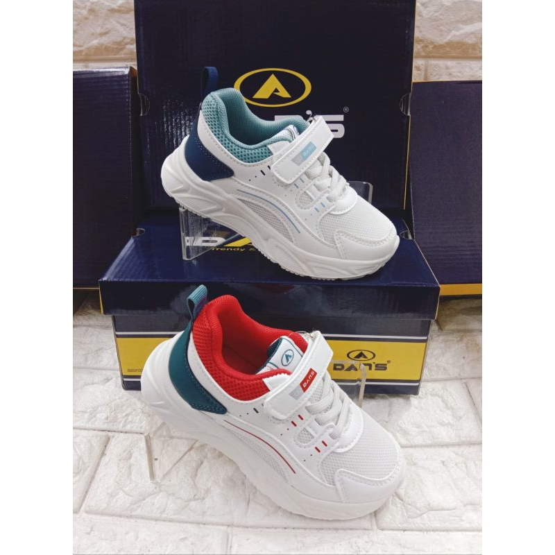 Jual Sepatu sport fashion import DANS SAVION terbaru original | Shopee ...