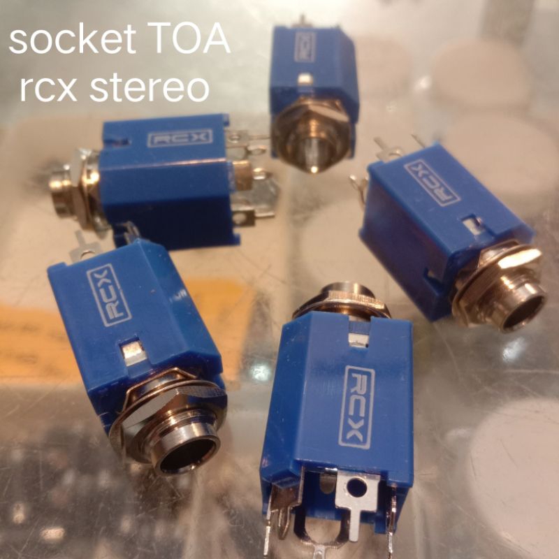 Jual socket toa/Akai rcx biru/terminal mic /stereo body bagus | Shopee ...
