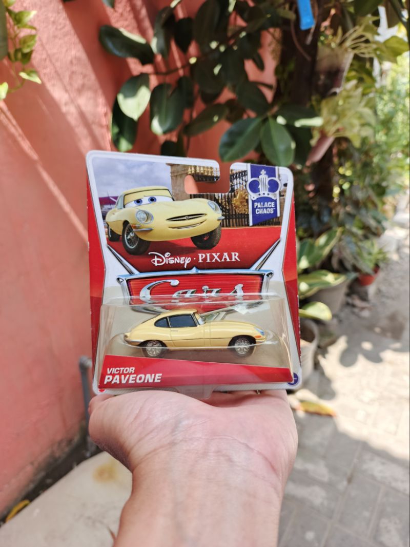 Jual Diecast Disney Pixar Cars Palace Chaos Victor Paveone ( Jaguar ...