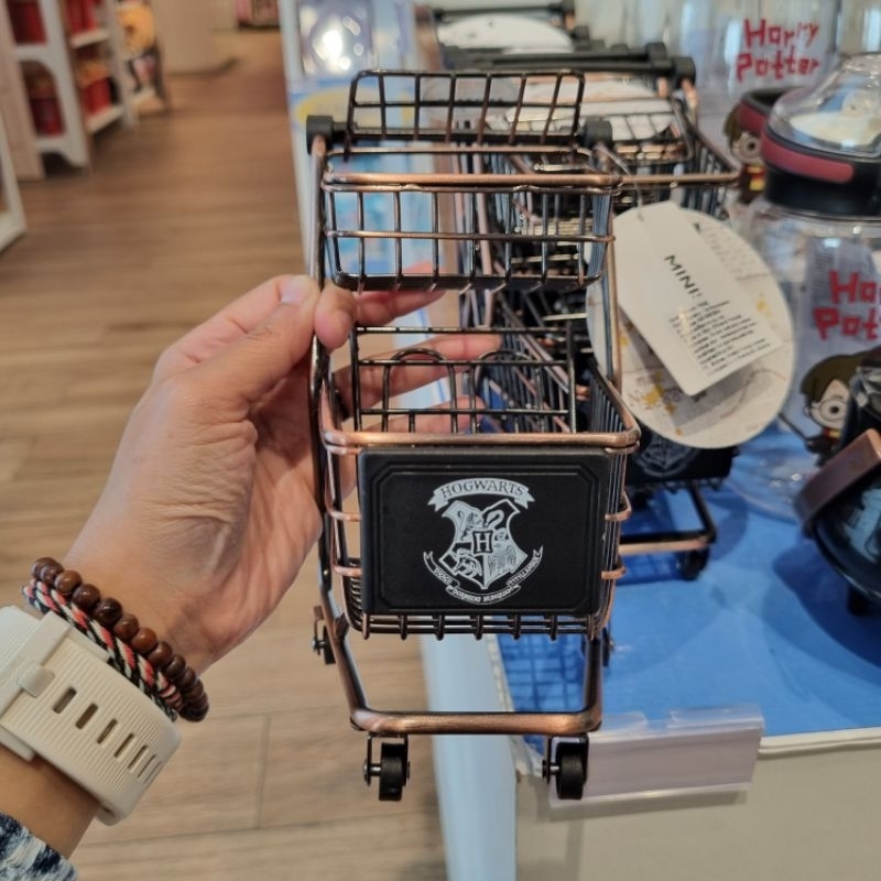 Jual TROLLEY HARRY POTTER MINISO X HARRY POTTER MINI TROLI TROLLEY ...