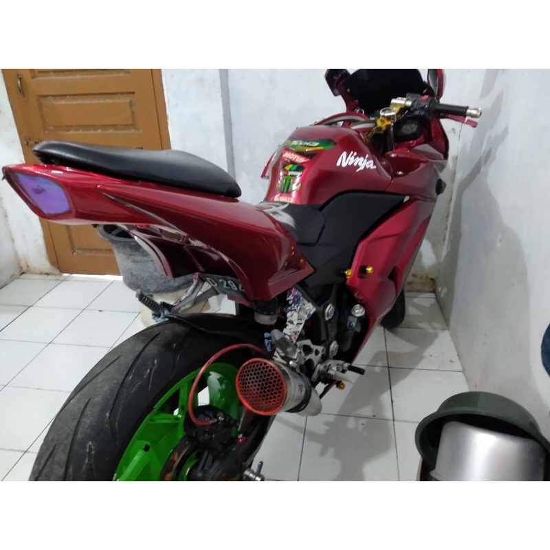 Jual Tangki Ninja 250 Karbu lengkap dengan fuelpam Original copotan ...