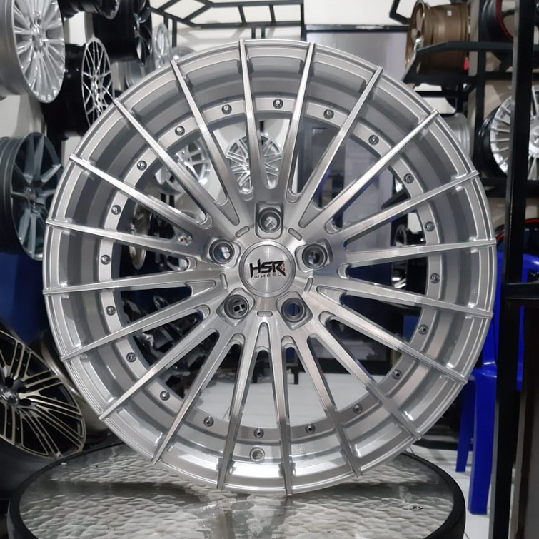 Jual Velg Mobil Xpander Cross BRV Mazda5 New Livina Innova Alphard R18 ...