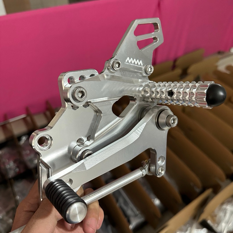 Jual Footstep Honda NWN CBR150R CNC | Shopee Indonesia