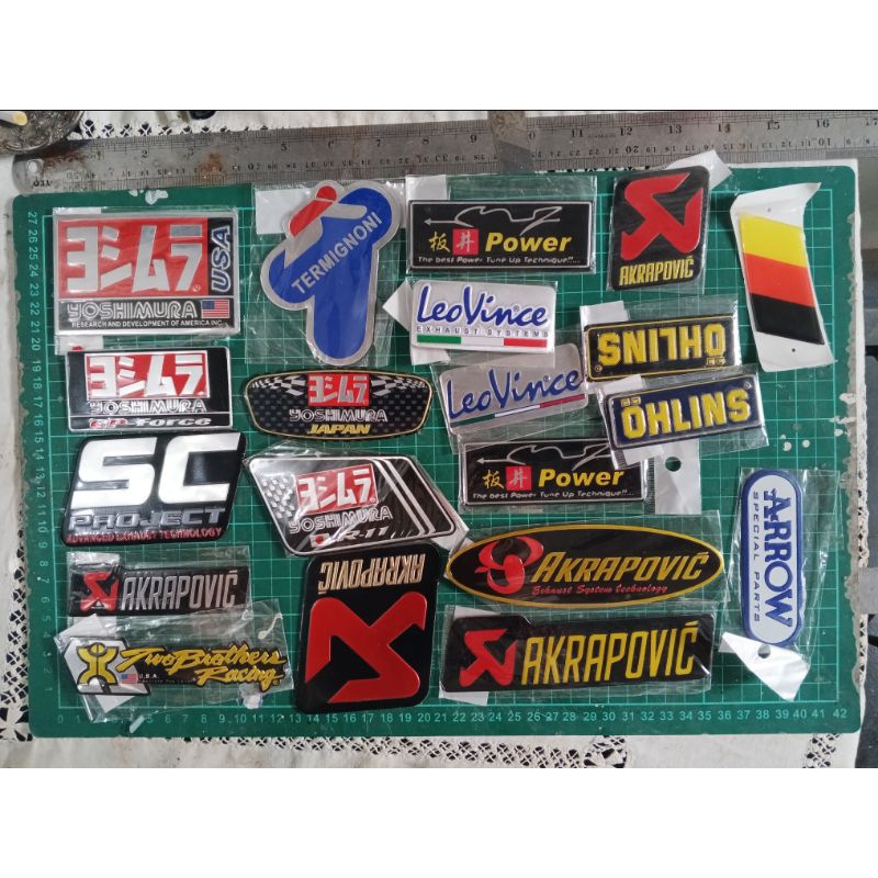 Jual emblem alumunium motor variasi mobil racing decals 3d pnp | Shopee ...