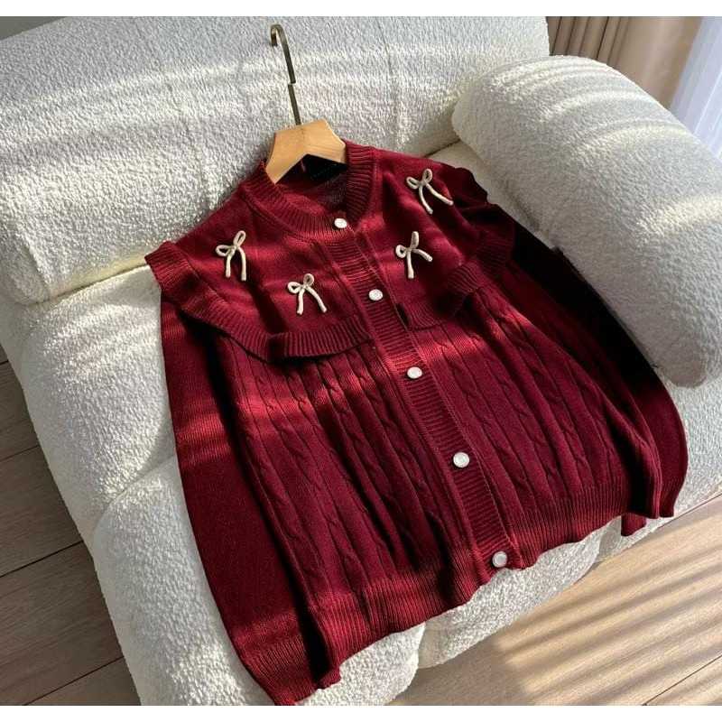 Jual DARIKA RUFFLE BLOUSE / Blouse Rajut Wanita / Blouse Pita / Pakaian ...