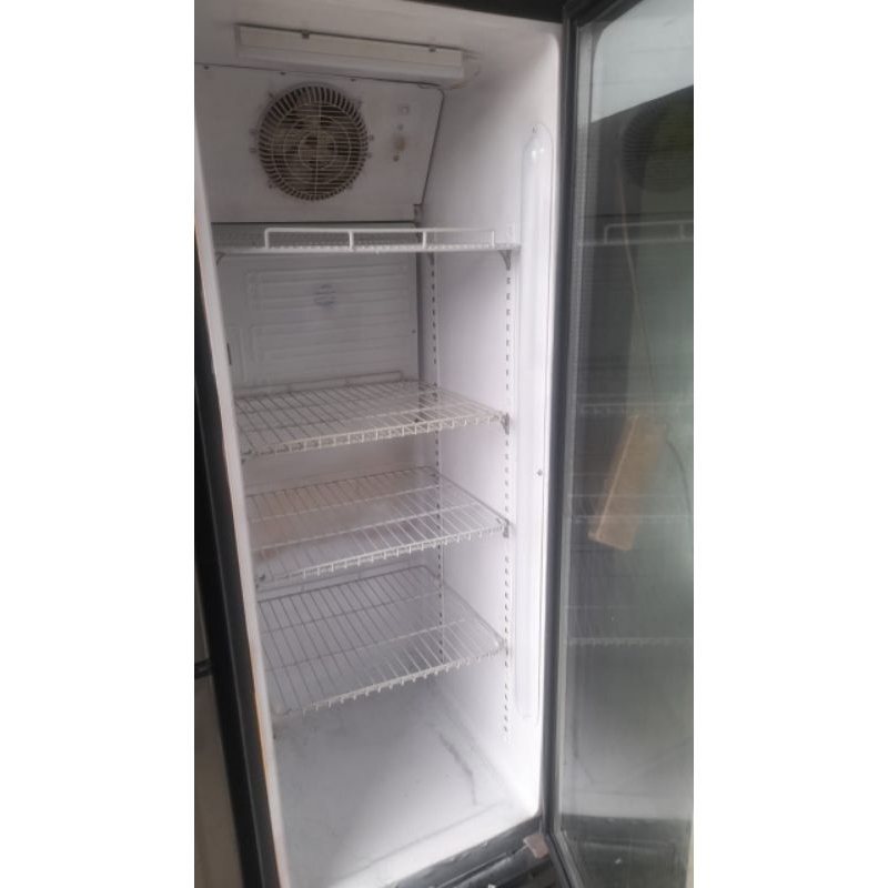 Jual SECOND/BEKAS SHOWCASE 1 PINTU MERK GEA | Shopee Indonesia