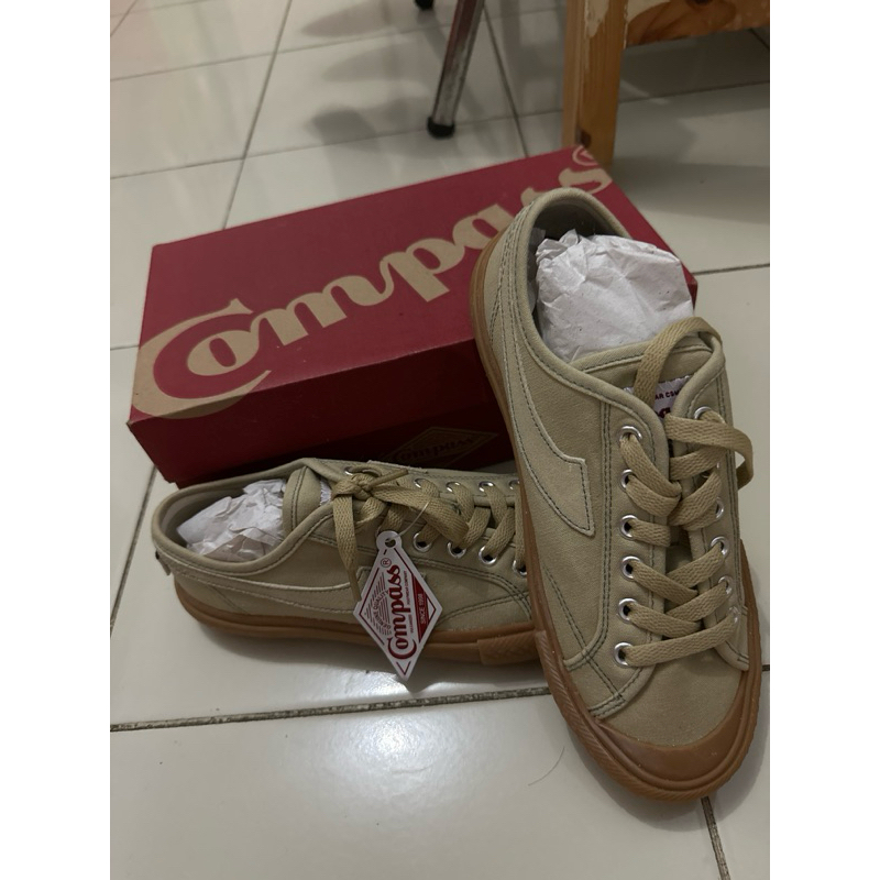 Jual Compass Gazelle Sneakers (Cappucino) | Shopee Indonesia