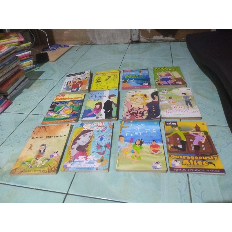 Jual novel teenlit 12 buku(cabutan) | Shopee Indonesia