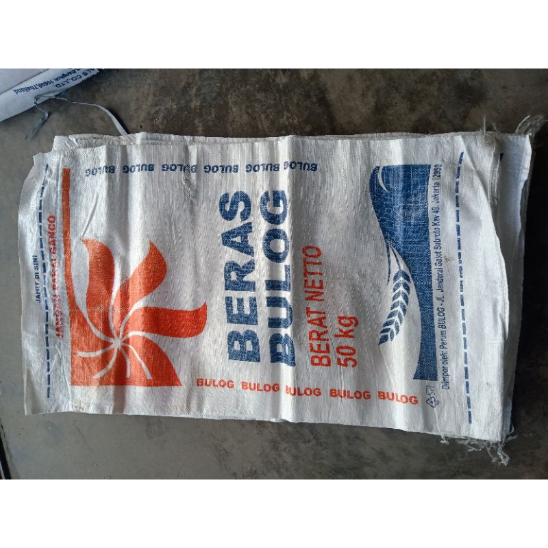 Jual goni/ karung bekas beras bulog 50kg | Shopee Indonesia