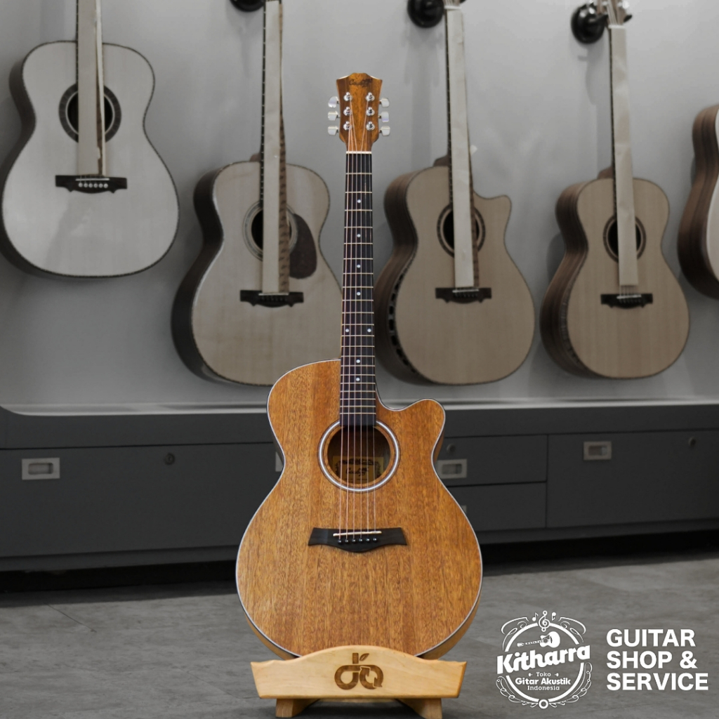 Jual Gitar Akustik Cowboy GWC 235 NS | Shopee Indonesia