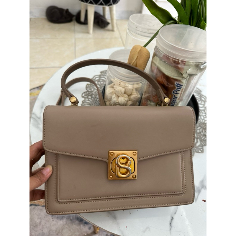 Jual TAS BUTTONSCARVES PRELOVED - kate bag (Harga sudah ditawar ...