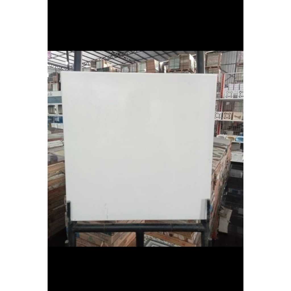 Jual KERAMIK LANTAI PUTIH POLOS UKURAN 40X40 | ARWANA 4660 WHITE PLAIN ...