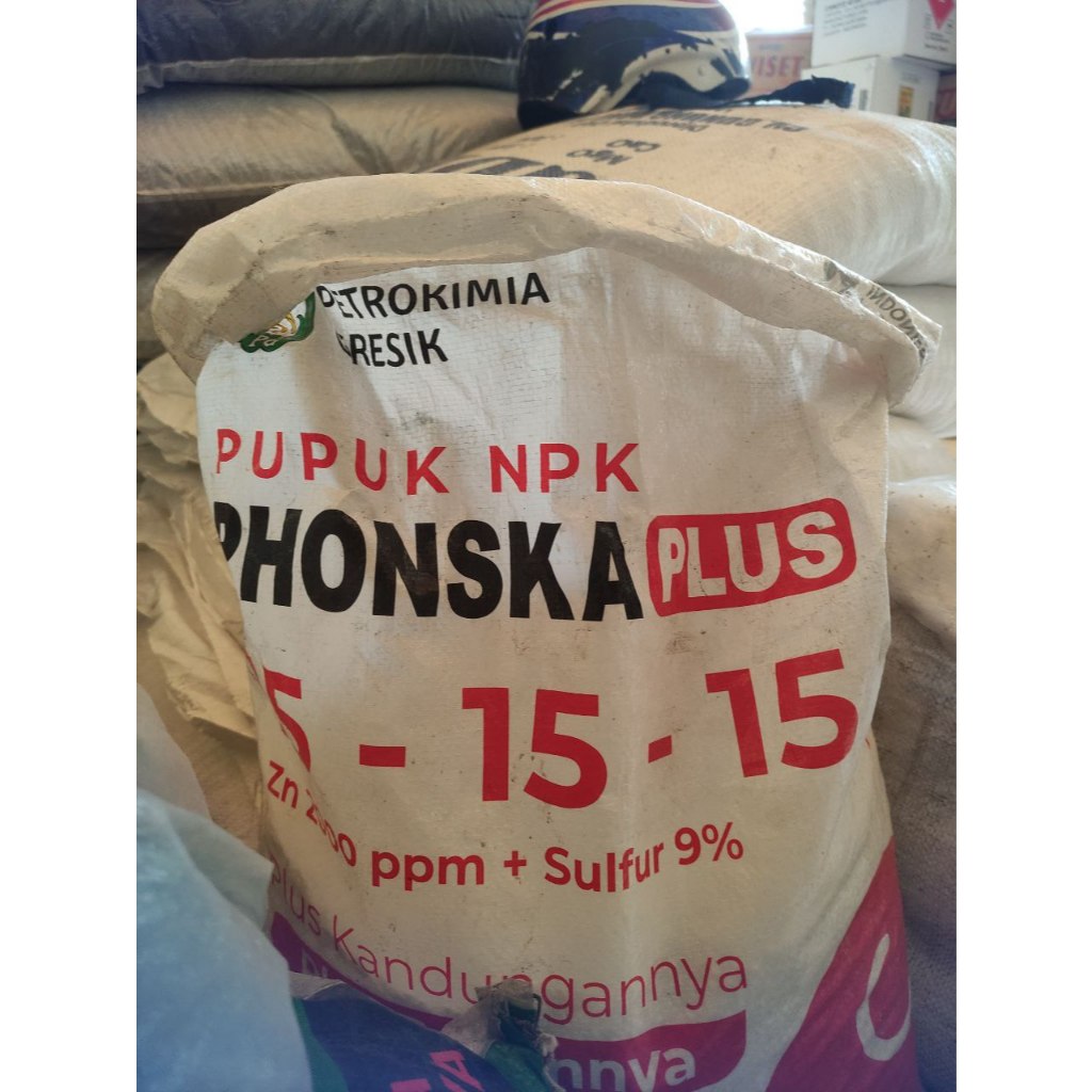Jual PUPUK NPK PHONSKA PLUS 15 15 15 repack kemasan 100gram | Shopee ...