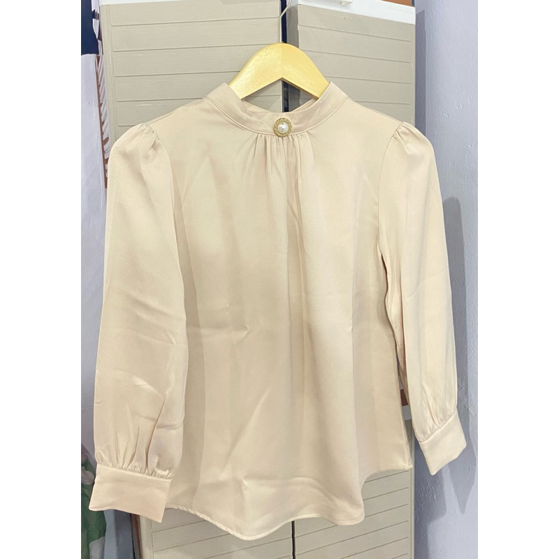 Jual Preloved korean premium silk blouse | Shopee Indonesia