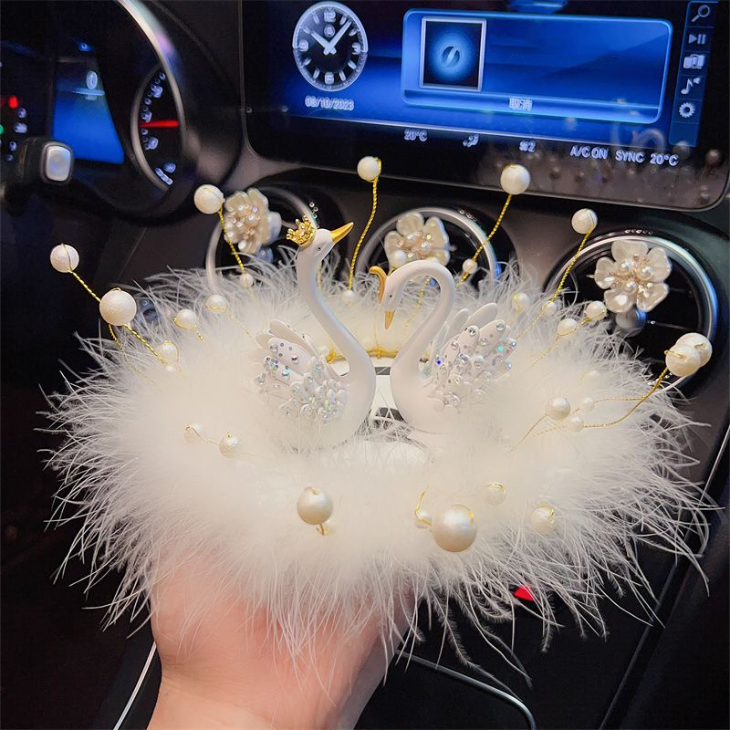 Jual Hiasan Dashboard Mobil - Pajangan Angsa Couple Love | Shopee Indonesia