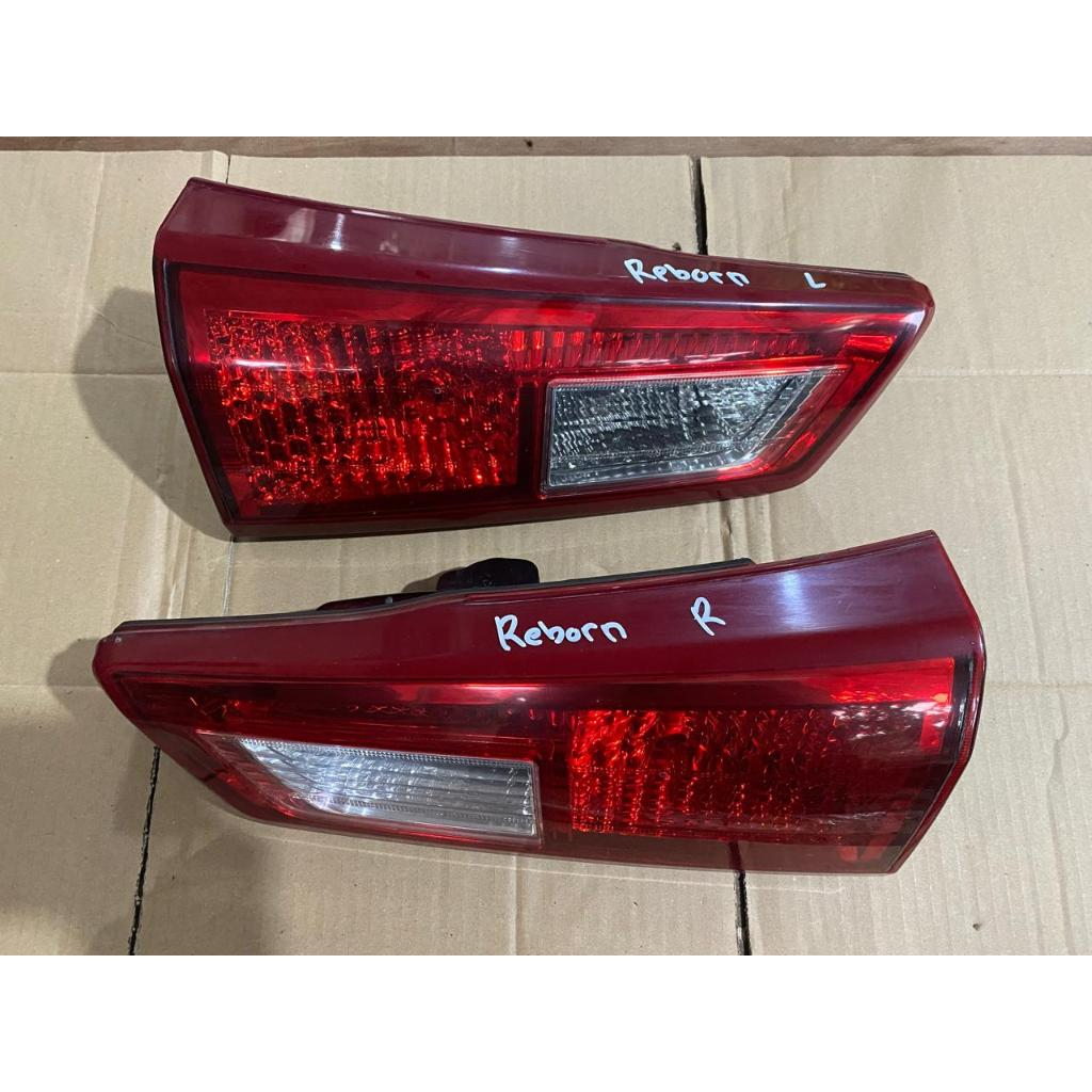 Jual Lampu reflektor bagasi Stop lamp pintu belakang backdoor Toyota ...