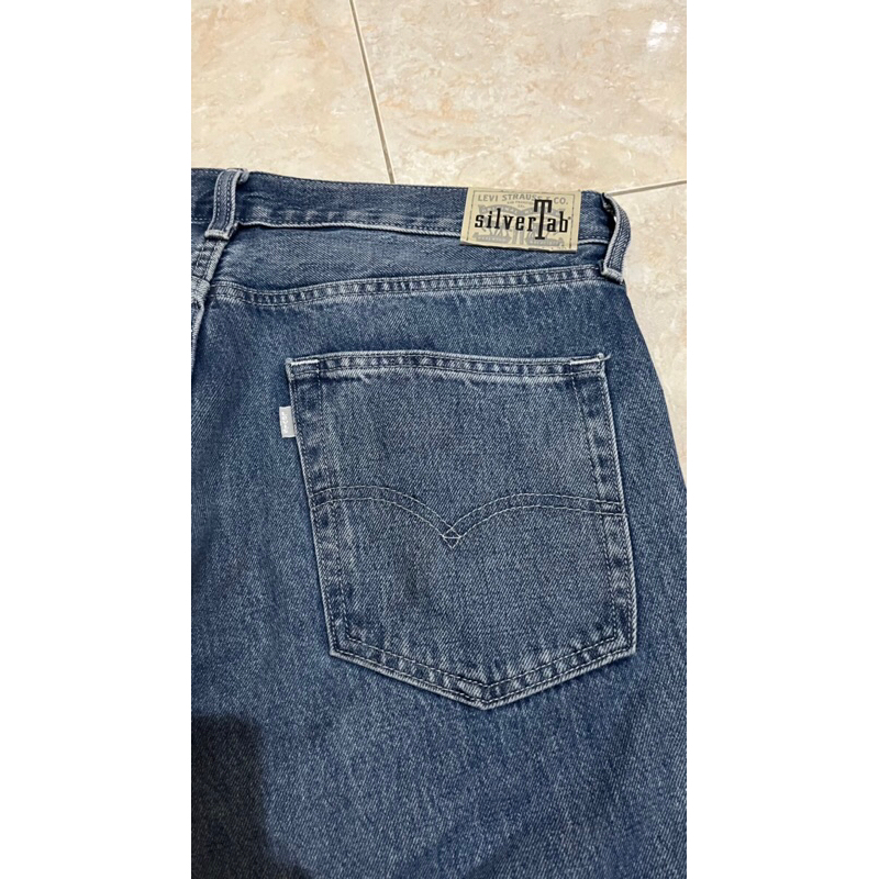 Jual Lev*s original silverTab loosefit | Shopee Indonesia
