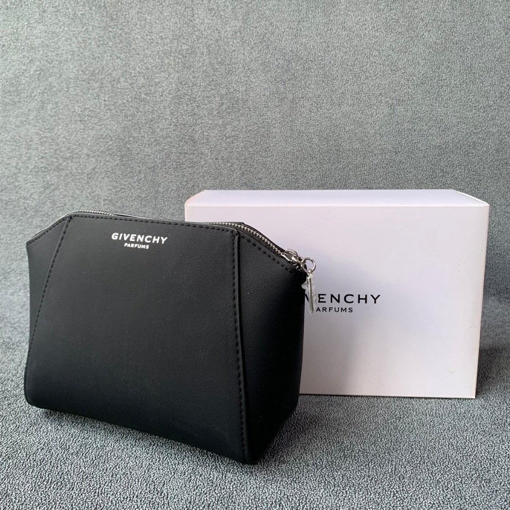 Jual Givenchy Iconic Black Pouch | Shopee Indonesia