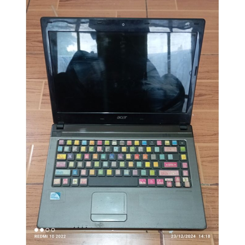 Jual Laptop Acer 4750 Intel Pentium DDR3 kondisi MATOT,tidak ada ...