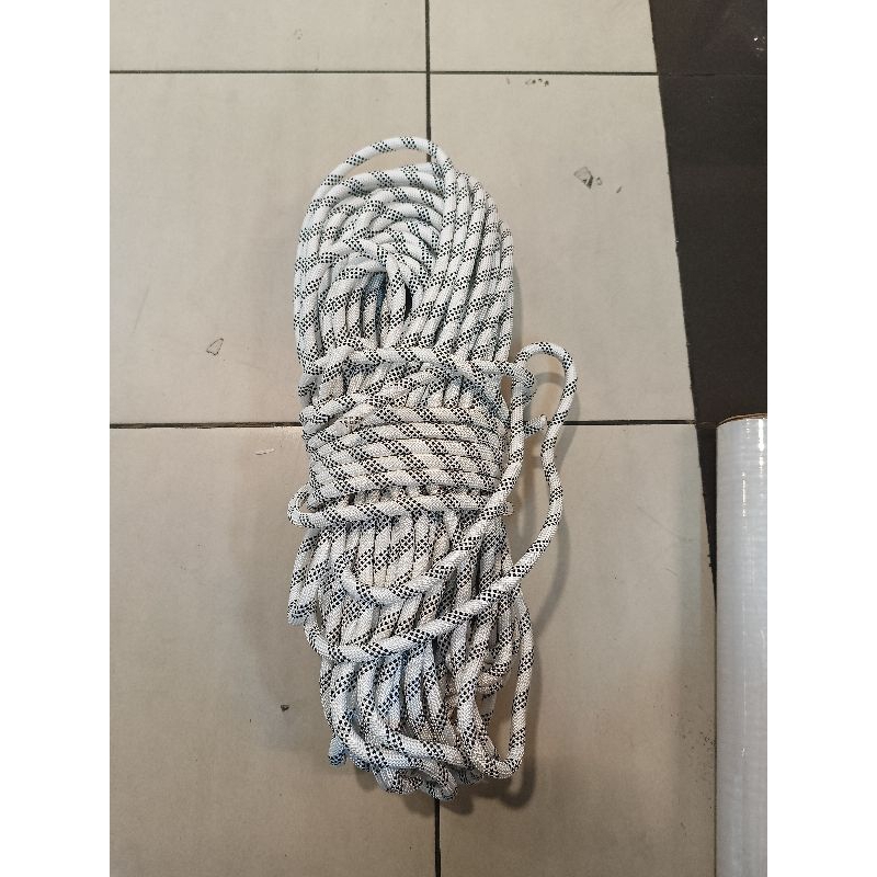 Jual Tali Karmantel Statis Rope 11 MM X 50 M / Tali Paracord Original ...