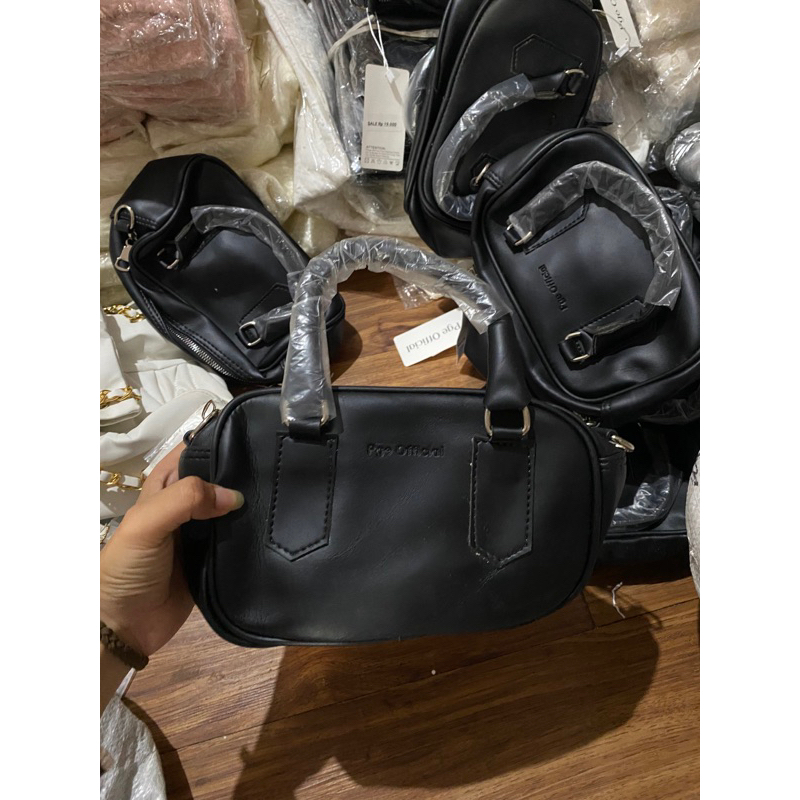 Jual tas hitam war | Shopee Indonesia