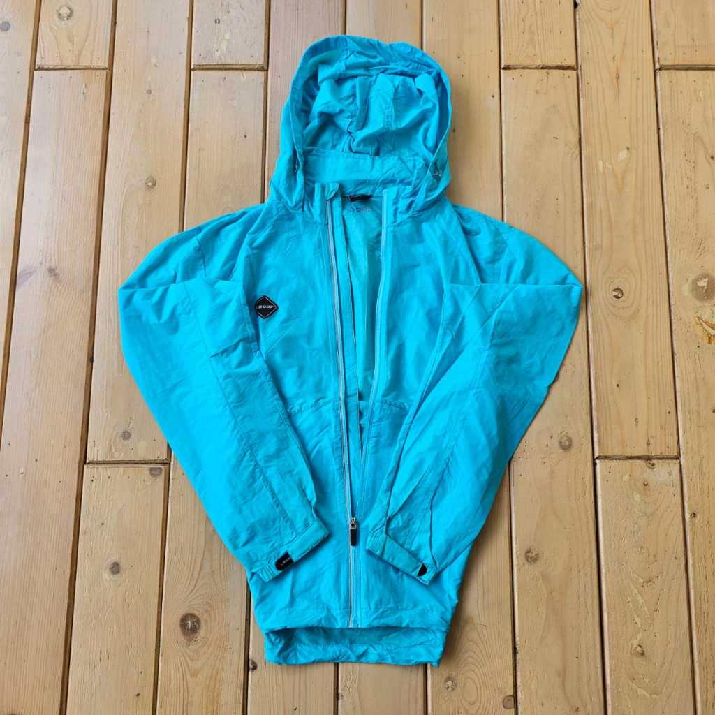 Jual JAKET RUNNING LIGHTWEIGHT LECAF | Shopee Indonesia