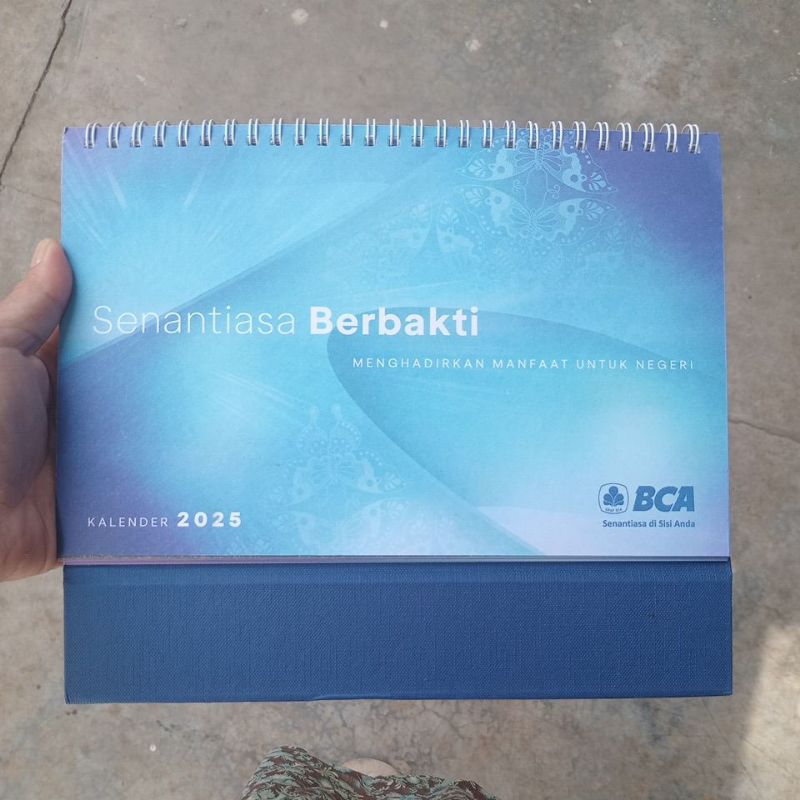 Jual kalender calendar BCA 2024 prioritas | Shopee Indonesia