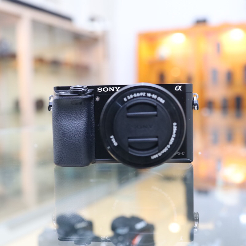 Jual [ PRODUK TERLARIS ] KAMERA SONY A6000 LENSA 16-50MM LIKE NEW ...