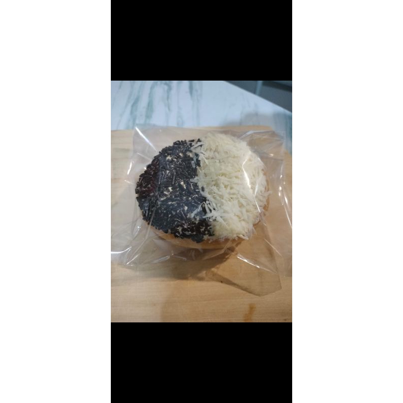 Jual Donat jadul dua rasa | Shopee Indonesia