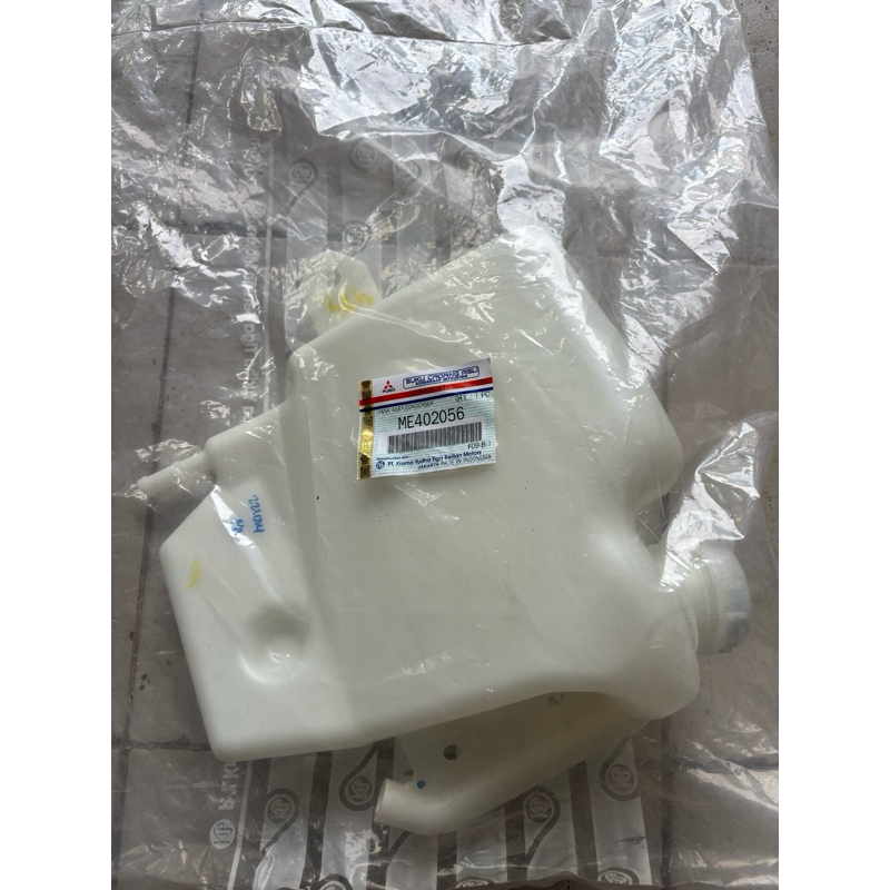 Jual tabung air radiator canter original tabung radiator canter ...