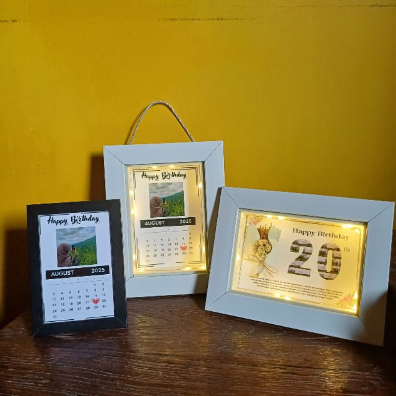 Jual Custom Photo Kalender Kenangan 4R (15x10cm) I Bingkai Kayu | Kado ...