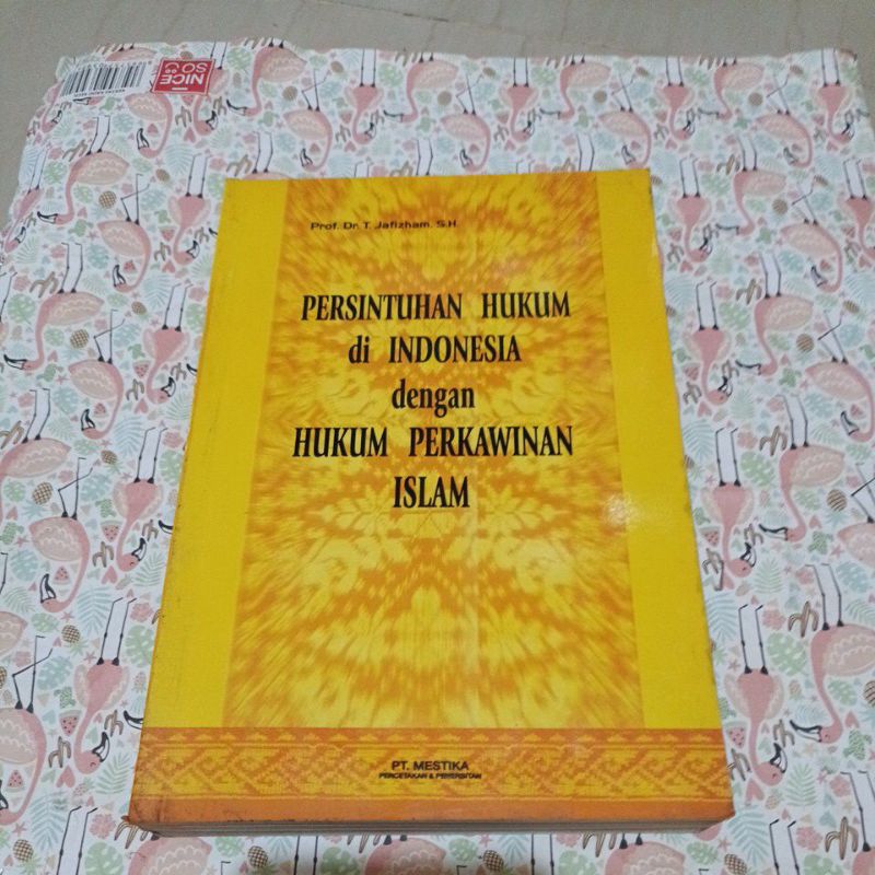 Jual Buku Persintuhan Hukum di Indonesia dengan hukum perkawinan islam | Shopee Indonesia