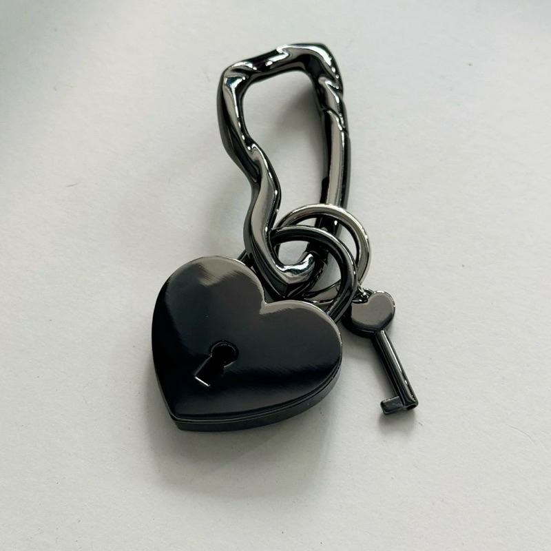 Jual Gantungan kunci tas |bag charm aesthetic | strap bag keychain ...