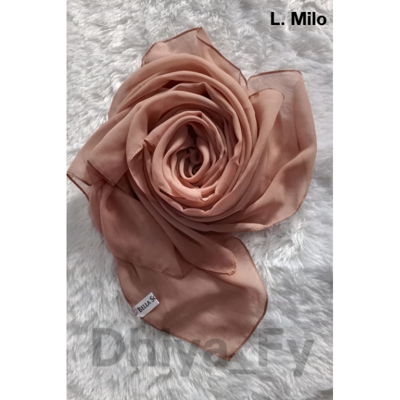 Jual DHIYA Hijab Bella Square / Kerudung Segi Empat Polos LIGHT MILO | Shopee Indonesia