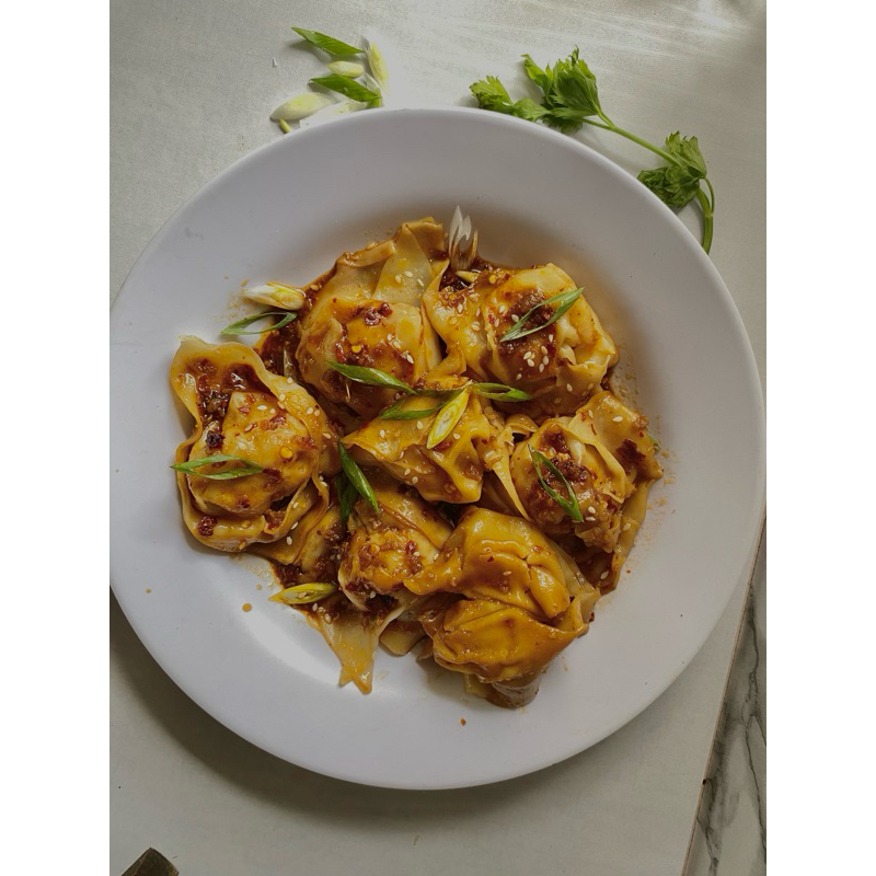 Jual pangsit ayam chili oil frozen joyfullbites | Shopee Indonesia