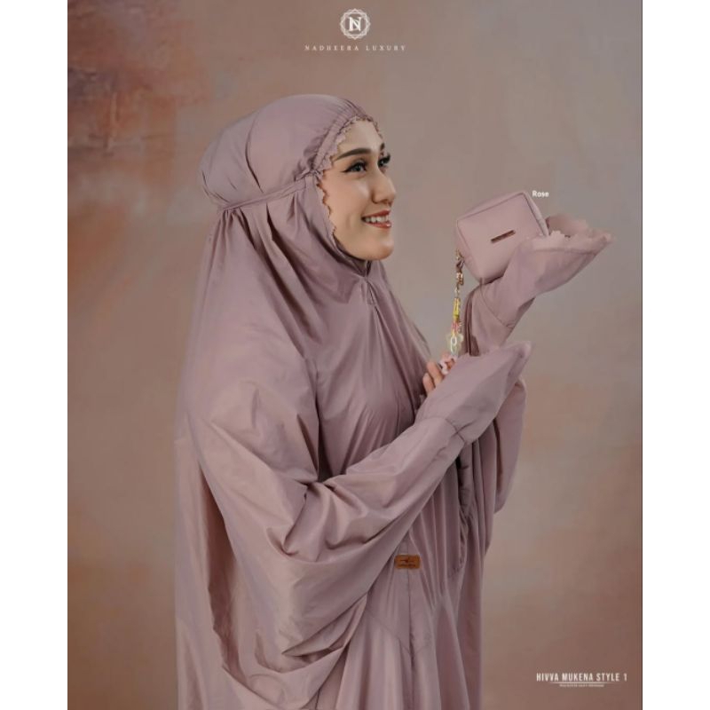 Jual Hivva Mukena travelling by Nadheera Luxury // Mukena travel ...