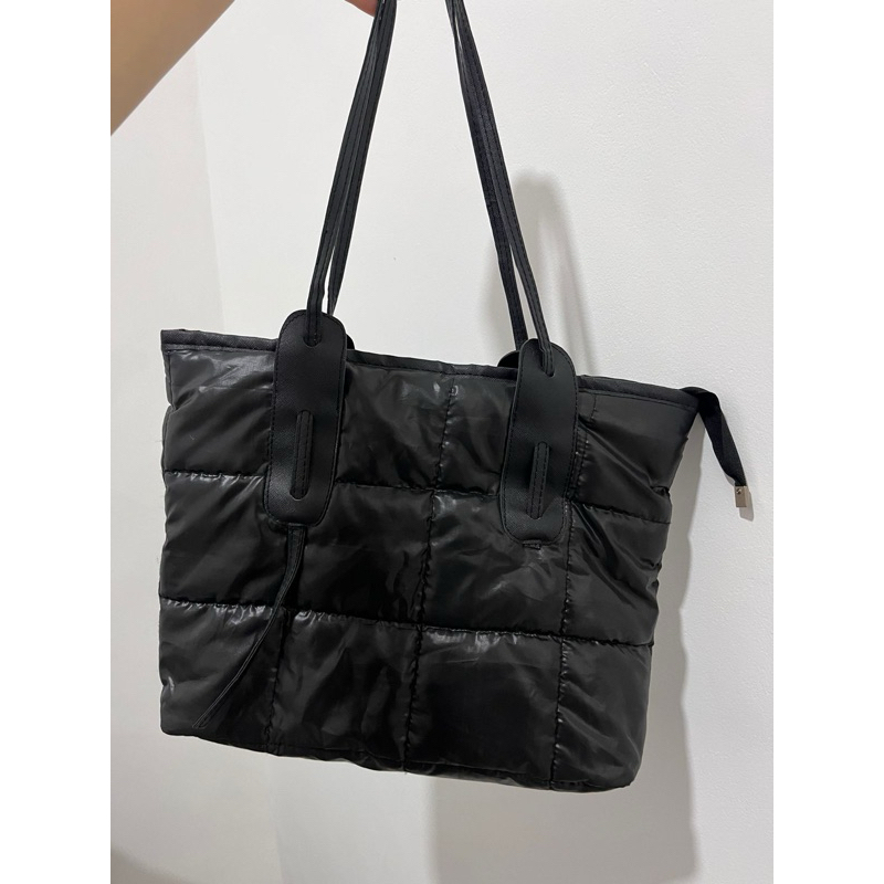 Jual tas totebag hitam ryan | Shopee Indonesia