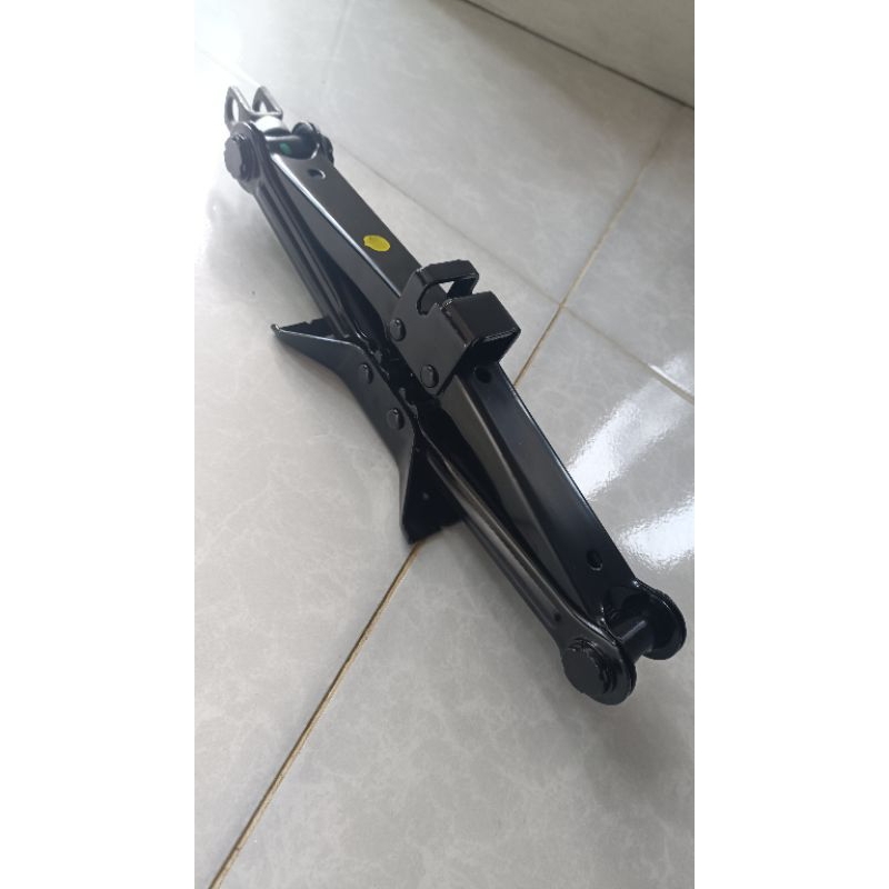 Jual PAKET DONGKRAK GUNTING +KUNCI RODA 21 MM + HANDLE DONGKRAK ...