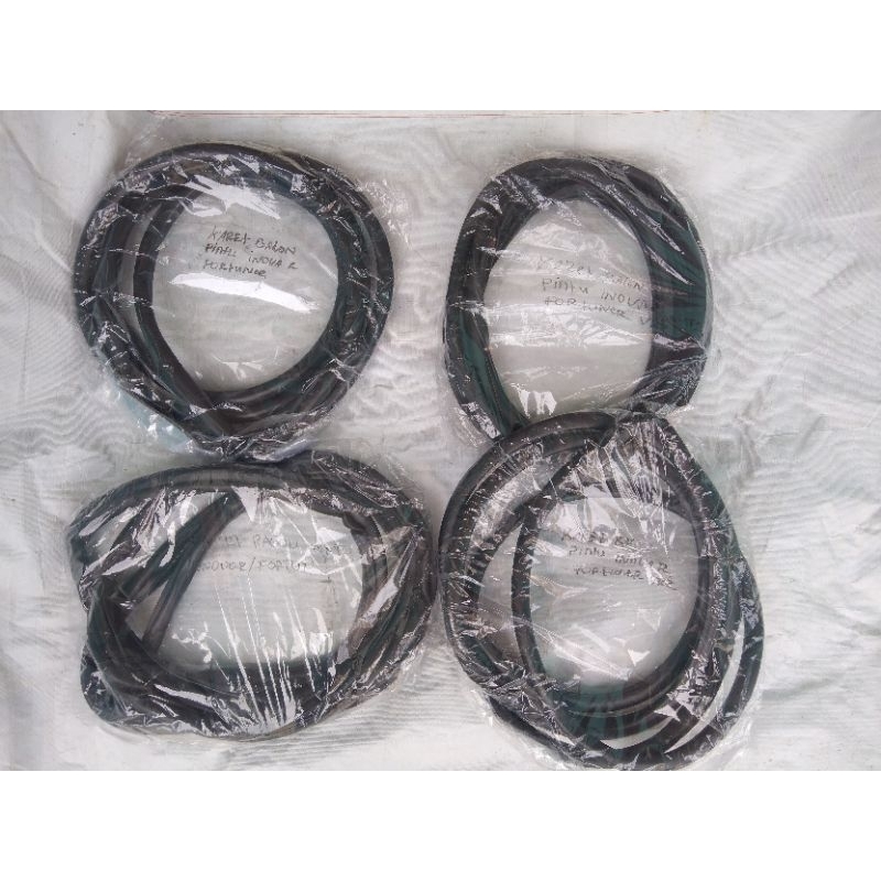 Jual KARET BALON KARET PEREDAM PINTU AVANZA XENIA RUSH TERIOS ORIGINAL ...