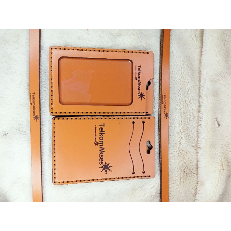 Jual ID CARD KULIT CUSTOM TELKOM AKSES | Shopee Indonesia