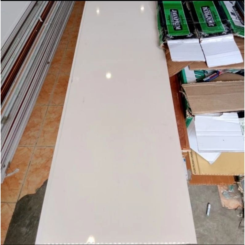 Jual Shunda plafon pvc putih glossy lebar 30 cm k903 | Shopee Indonesia