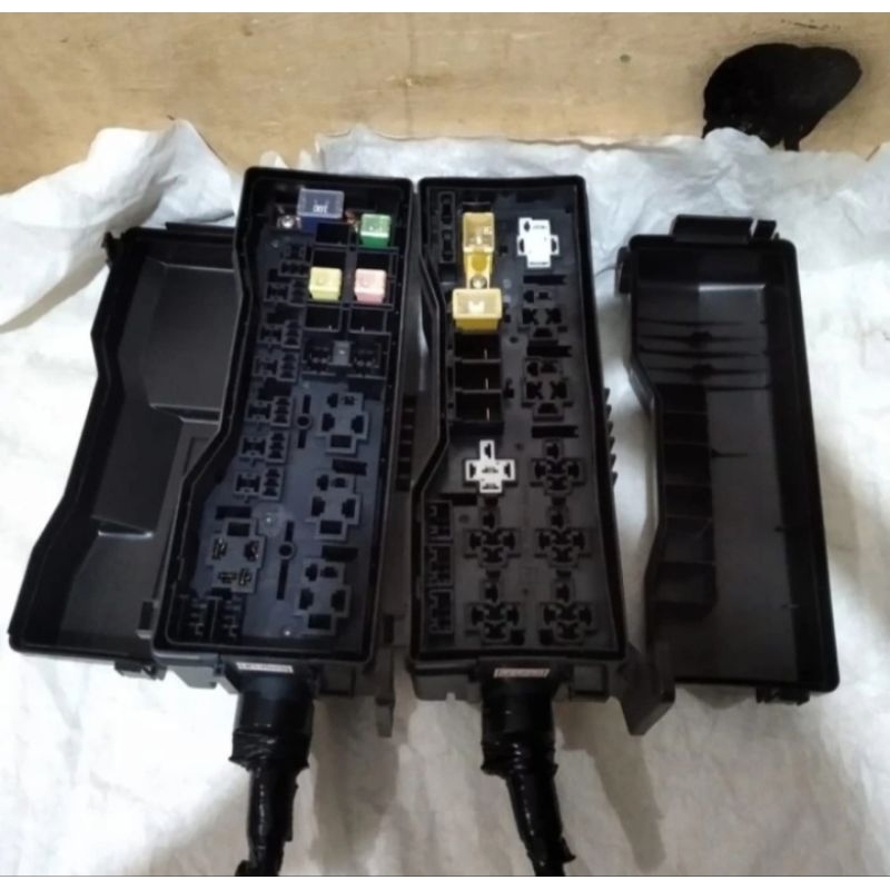 Jual box sekring isuzu elf nkr original | Shopee Indonesia