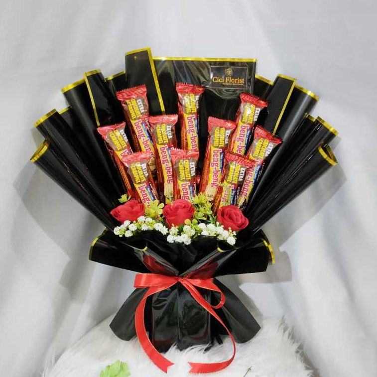 Jual Buket Makanan Ringan / Snack Jajanan isi Beng-beng 10pcs + Bunga ...